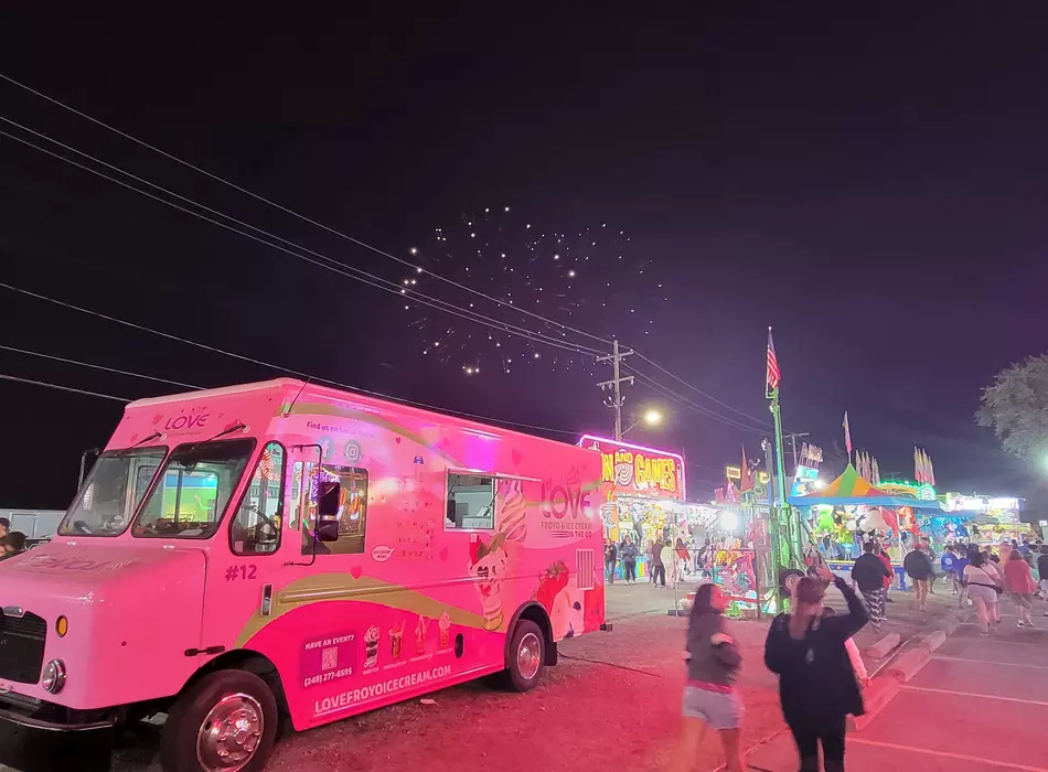 Love Froyo & Ice Cream Truck - Michigan | Food Trucks In | Detroit MI