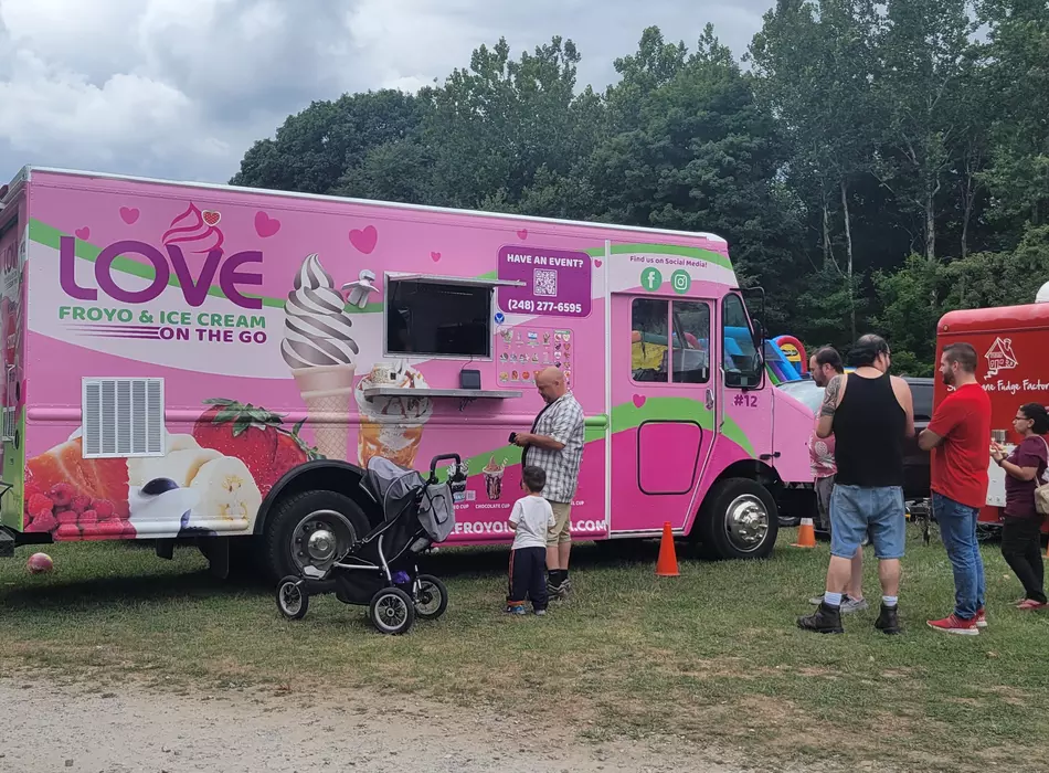 Love Froyo & Ice Cream Truck - Michigan | Food Trucks In | Detroit MI